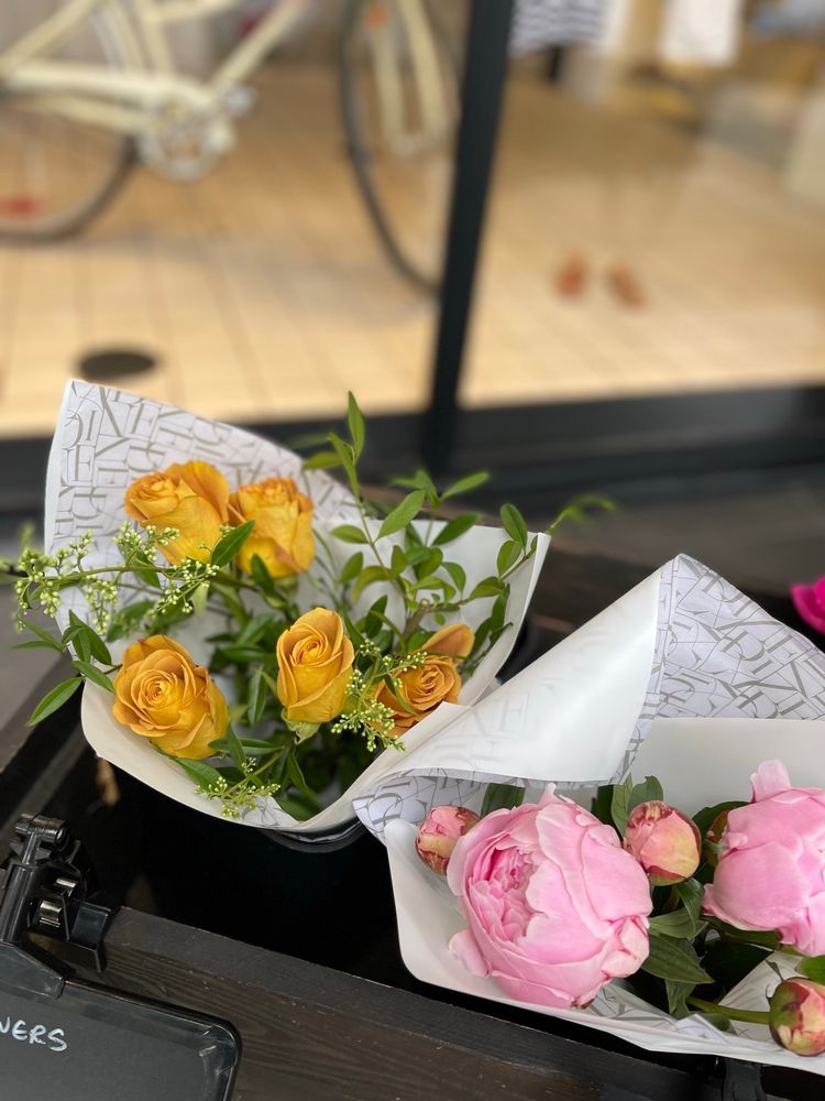 CADINE - Updated October 2025 - 19 Photos - 3345 Cambie Street ...