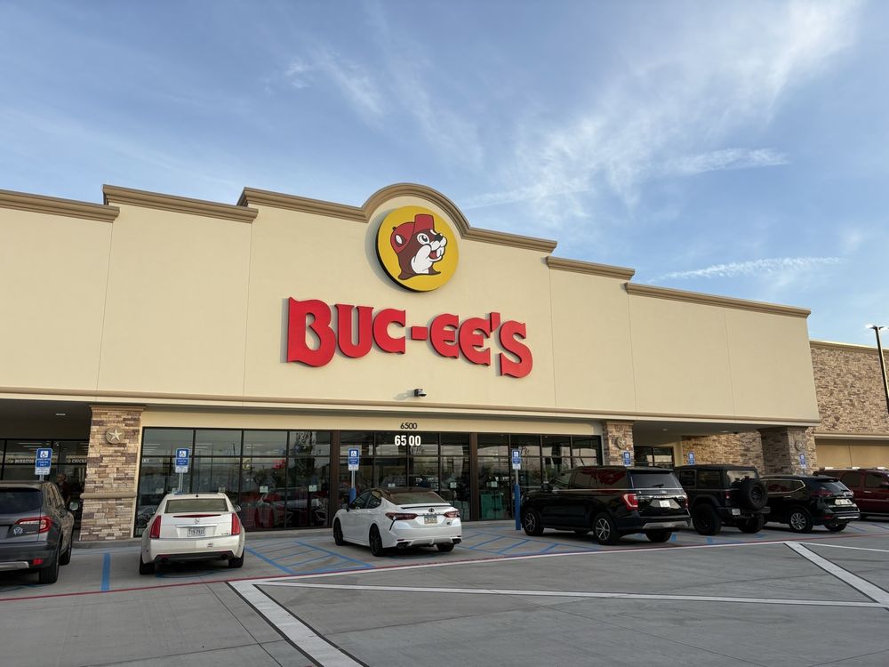 Buc-ee’s, Mount Crawford | Roadtrippers