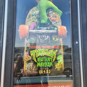 AMC TRADERS POINT 12 - Updated August 2025 - 75 Photos & 86 Reviews ...