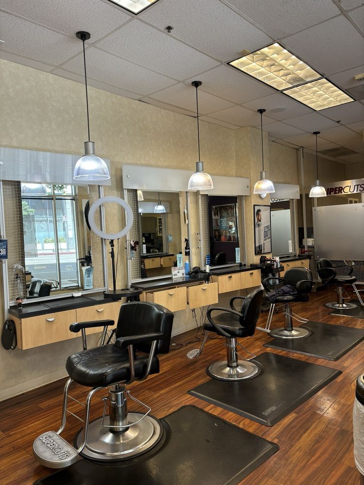 SUPERCUTS - Updated October 2025 - 135 Photos & 455 Reviews - 645 W 9Th ...