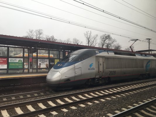 NJ TRANSIT METROPARK TRAIN STATION | 75 Photos & 56 Reviews - 100 ...