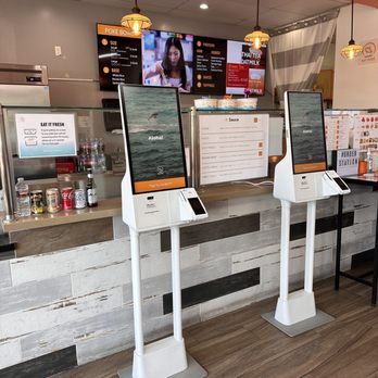 BAY POKE - SAN GABRIEL - 114 Photos & 56 Reviews - 710 W Las Tunas Dr ...