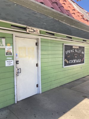 SPRING VALLEY INN COCKTAIL LOUNGE - Updated July 2025 - 30 Photos & 31 ...