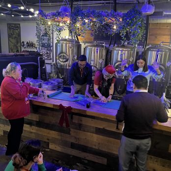 CRAFT AND GROWLER - Updated April 2024 - 185 Photos & 203 Reviews ...