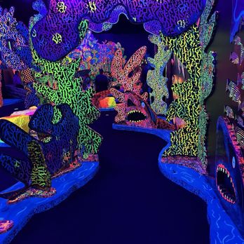 PUTTING EDGE - Updated December 2025 - 78 Photos & 65 Reviews - 44225 ...