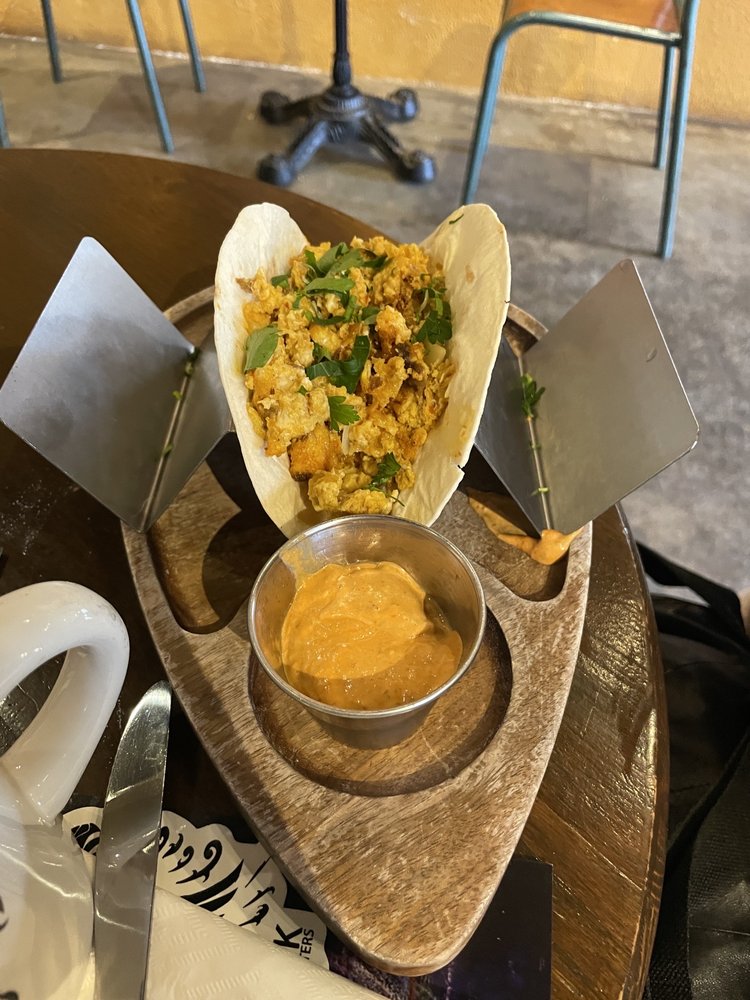 ICONIK COFFEE ROASTERS, LUPE - Updated August 2024 - 143 Photos & 106 ...