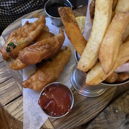 ROYAL HEN - Updated December 2025 - 354 Photos & 372 Reviews - 311 ...