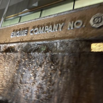 CHICAGO FIRE DEPARTMENT ENGINE 18 - Updated October 2025 - 13 Photos ...