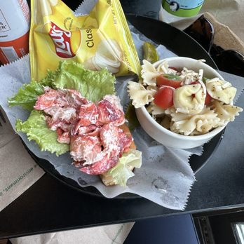 CAMDEN DELI - Updated August 2025 - 146 Photos & 261 Reviews - 37 Main ...