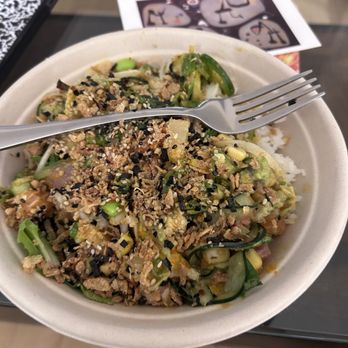 OKE POKE - Updated January 2026 - 34 Photos - 60 Morris St, San ...