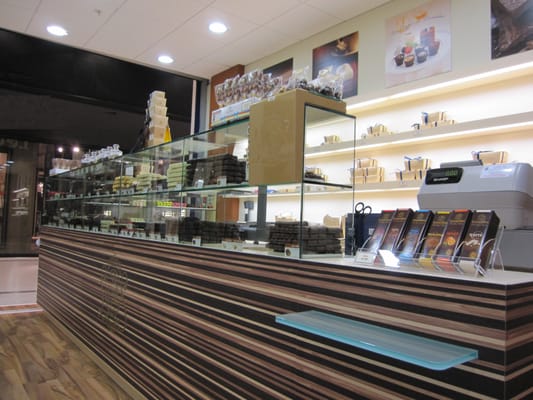 LEONIDAS FRESH BELGIAN CHOCOLATES - Updated October 2025 - 125 Abbey St ...