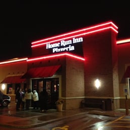 HOME RUN INN PIZZA - Updated July 2025 - 94 Photos & 317 Reviews - 1280 ...