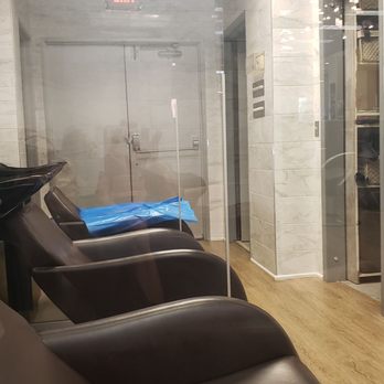 TRENDZ COLOR AND DESIGN SALON - Updated December 2025 - 15 Photos & 40 ...