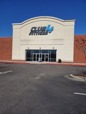 CLUB4 FITNESS - Updated November 2025 - 36 Photos & 20 Reviews - 3930 ...