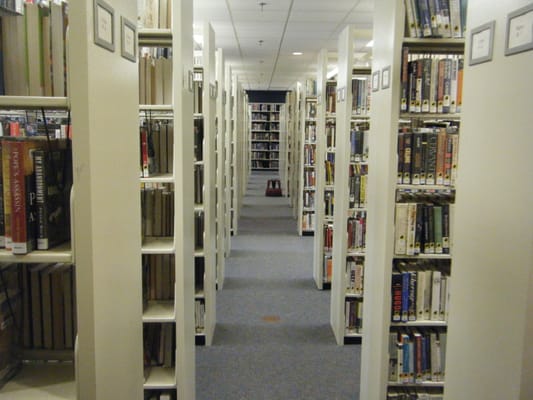 MILFORD TOWN LIBRARY - Updated May 2026 - 23 Photos - 80 Spruce St ...