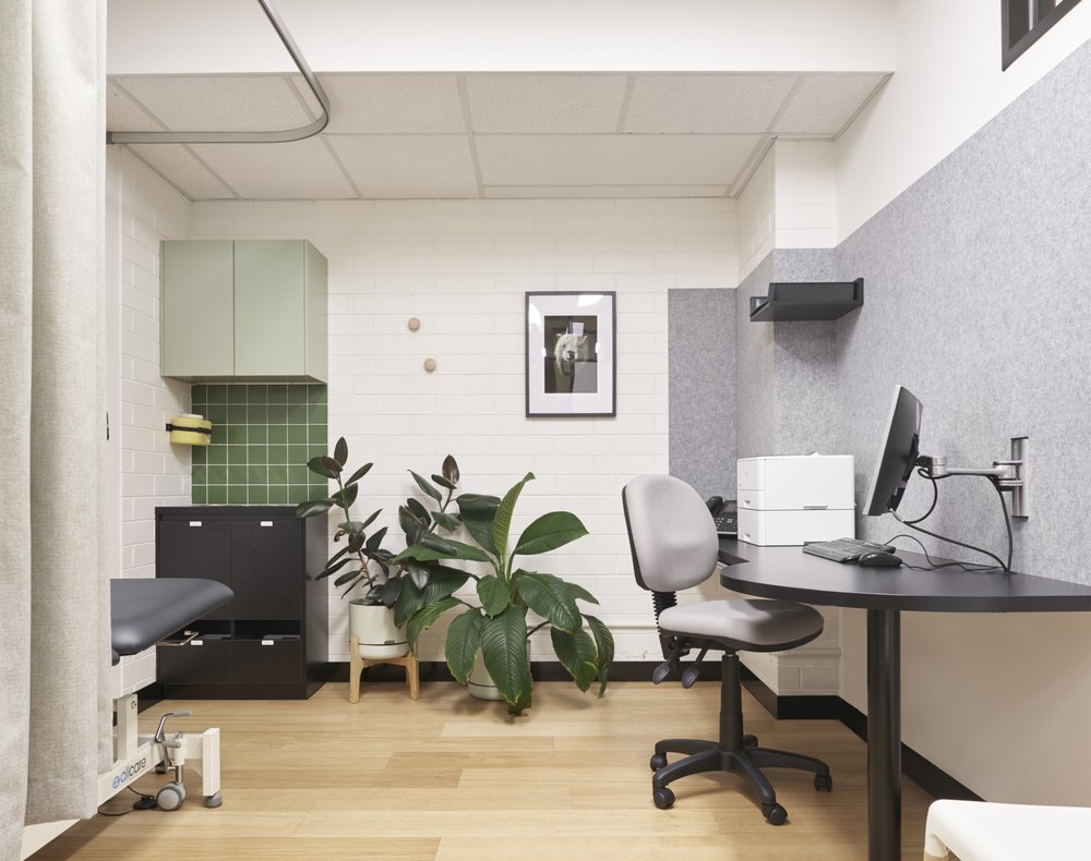 TURN THE CORNER MEDICAL CLINIC - Updated October 2025 - 14 Photos - 409 ...