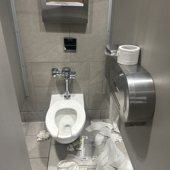 TARGET - Updated October 2025 - 370 Photos & 330 Reviews - 13200 ...