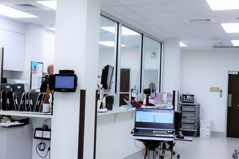 DALE MEDICAL CENTER - Updated December 2025 - 41 Photos - 126 Hospital ...