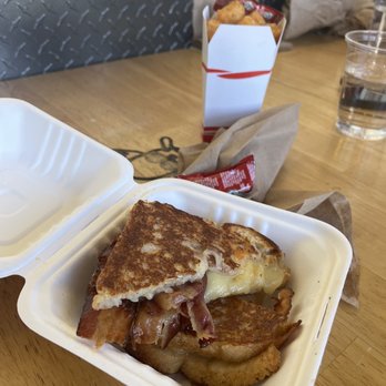ROXY’S GRILLED CHEESE - 153 Photos & 160 Reviews - 292 Massachusetts ...