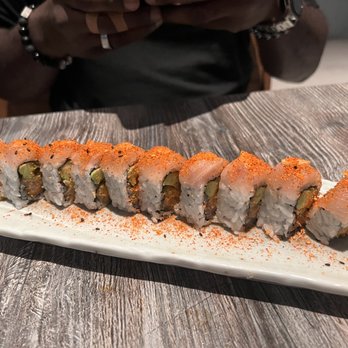 PLA-TU SUSHI THAI TAPAS - Updated January 2025 - 479 Photos & 265 ...