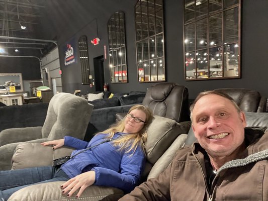 OLD BRICK FURNITURE AND MATTRESS - Updated December 2025 - 41 Photos ...