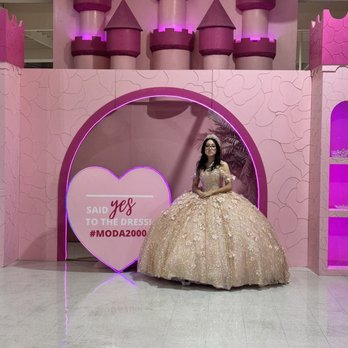 MODA 2000 - Updated January 2025 - 359 Photos & 201 Reviews - 845 N ...