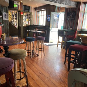 FOLEY’S BAR - 70 Photos & 53 Reviews - 1 Merrion Row, Dublin 2, Co ...
