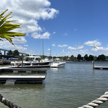 CHESAPEAKE INN RESTAURANT - Updated July 2025 - 653 Photos & 465 ...