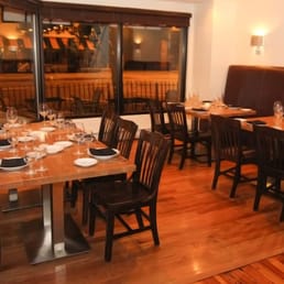 CLINTONS BAR & GRILLE - Updated January 2026 - 214 Photos & 426 Real ...