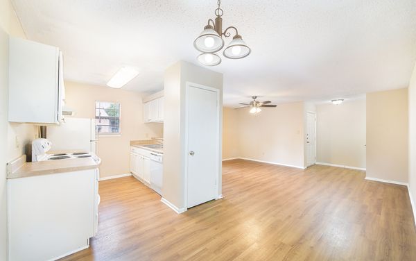 MAA SUNSET VALLEY - Updated May 2026 - 15 Photos & 17 Reviews - 5800 ...