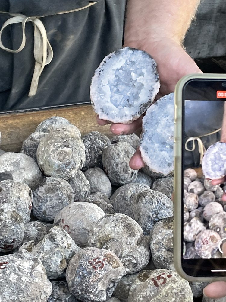 THE GEODE SHOP - Updated March 2025 - 108 Photos & 21 Reviews - 8039 ...