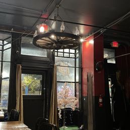 PIE SHOP - Updated September 2025 - 83 Photos & 90 Reviews - 1339 H St ...