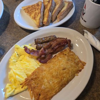 OLE PIPER INN - Updated October 2025 - 181 Photos & 211 Reviews - 1416 ...