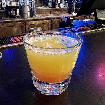 STATE LINE BAR & GRILLE - Updated May 2025 - 52 Photos & 77 Reviews ...