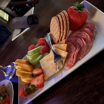 ROOSTER’S STEAK & CHOP HOUSE - Updated March 2025 - 92 Photos & 248 ...