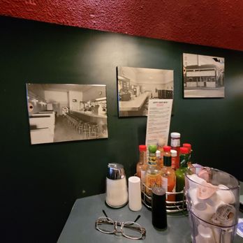 MECCA CAFE - Updated December 2025 - 605 Photos & 935 Reviews - 526 ...