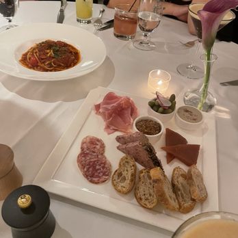 PERRINE - Updated December 2025 - 453 Photos & 149 Reviews - 2 E 61st ...