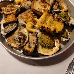 HALF SHELL OYSTER HOUSE - 800 Photos & 701 Reviews - Seafood - 2500 ...