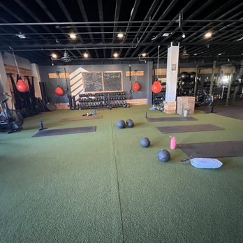 THE BLOCK MAUI - Updated December 2025 - 22 Photos & 45 Reviews - 75 ...