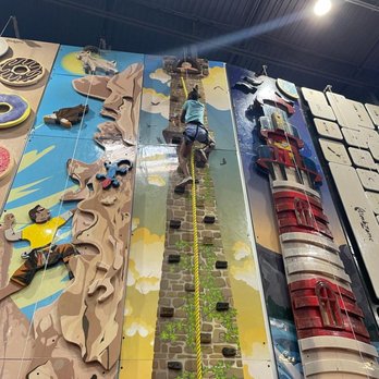 CLIMBZONE LAUREL - Updated May 2024 - 204 Photos & 142 Reviews - 13200 ...