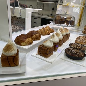 YANN HAUTE PATISSERIE - Updated January 2026 - 232 Photos & 114 Reviews ...