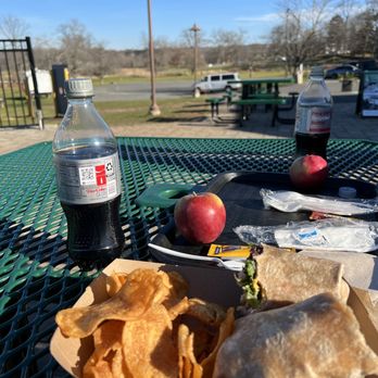 LYMAN ORCHARDS APPLE BARREL MARKET - Updated September 2025 - 661 ...