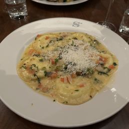 SAVR - Updated October 2025 - 350 Photos & 170 Reviews - 150 Seaport ...