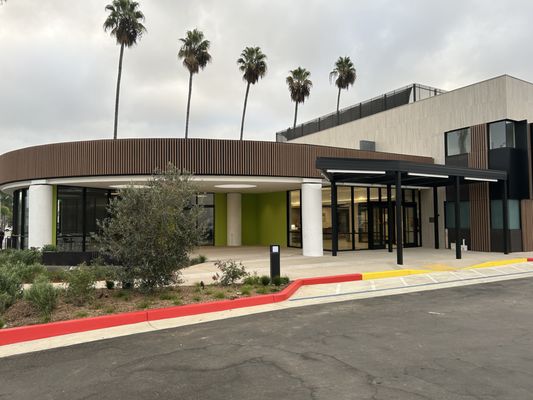 CSC HEALTH CENTER - Updated December 2025 - 13 Photos - 726 E Main St ...