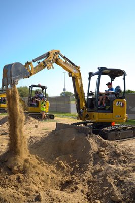 DIG WORLD - Updated December 2024 - 44 Photos & 27 Reviews - 5000 Katy ...