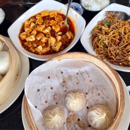 JADE DUMPLING & NOODLE HOUSE - 158 Photos & 144 Reviews - 2560 ...
