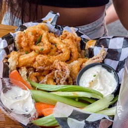 LEE’S PINT & SHELL - Updated June 2025 - 300 Photos & 275 Reviews - 2844 Hudson St, Baltimore ...