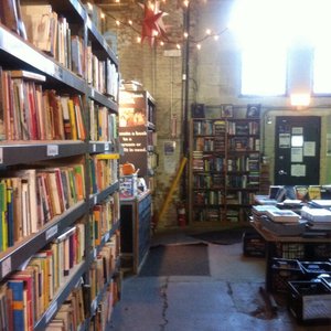 OPEN BOOKS PILSEN - 36 Photos & 19 Reviews - 905 W 19th St, Chicago, IL ...