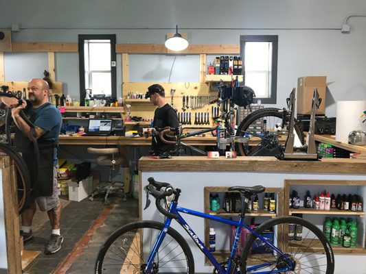 MERIDIAN CYCLES - Updated December 2025 - 10 Photos & 27 Reviews - 1203 ...