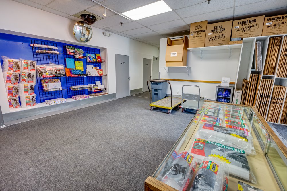 BROADWAY SELF STORAGE 12 - Updated October 2025 - 23 Reviews - 12 ...